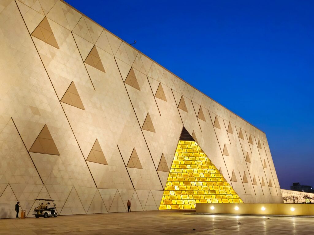 Iconic Museums in the World: Where Art, History, and Design Converge ...