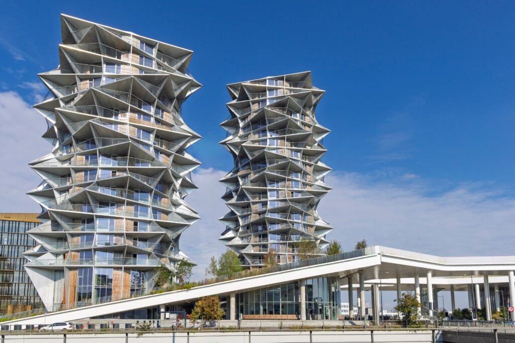 Biomimicry in Architecture: 7 Real-World Examples of Nature-Inspired ...