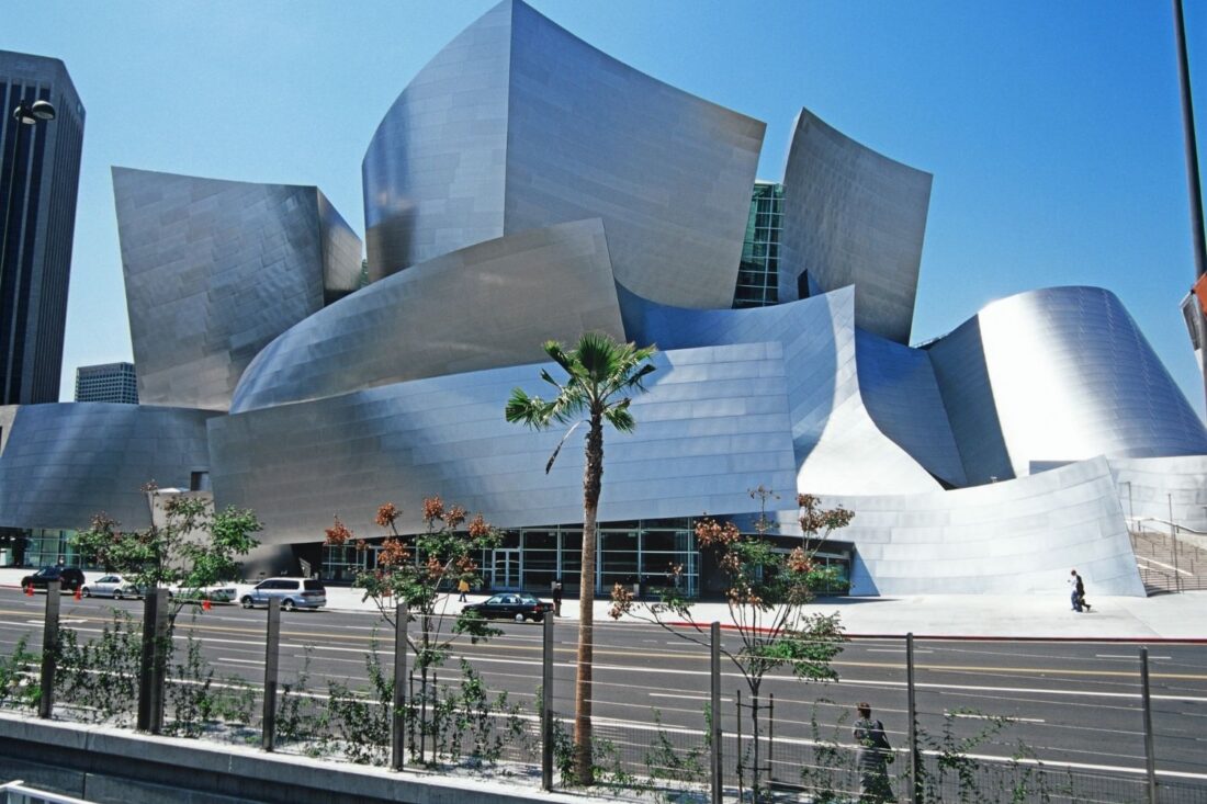 Deconstructivist Buildings: 8 Iconic Examples to Know | Learn ...
